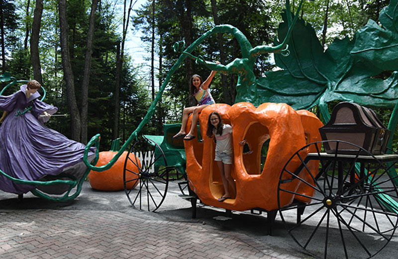 Rides & Attractions - Enchanted Forest Water Safari